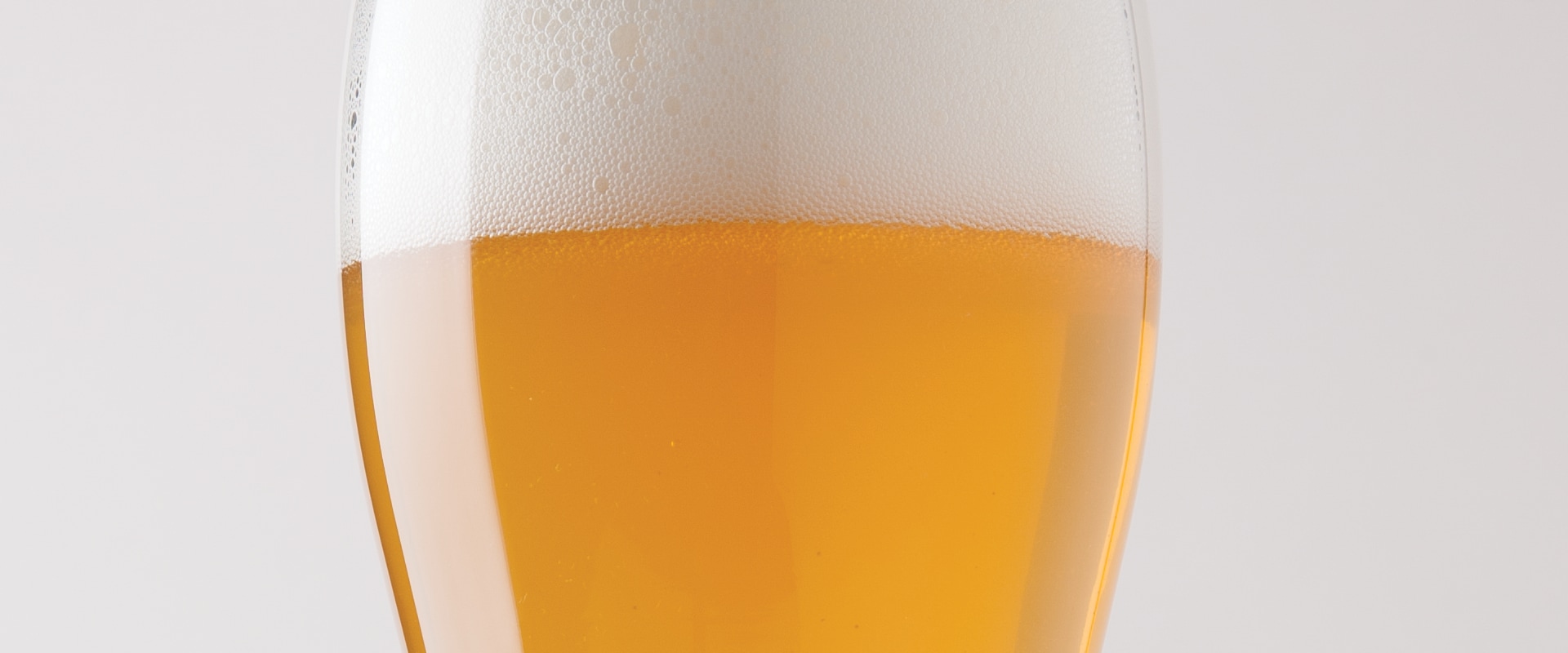 Making a Traditional German Hefeweizen Beer